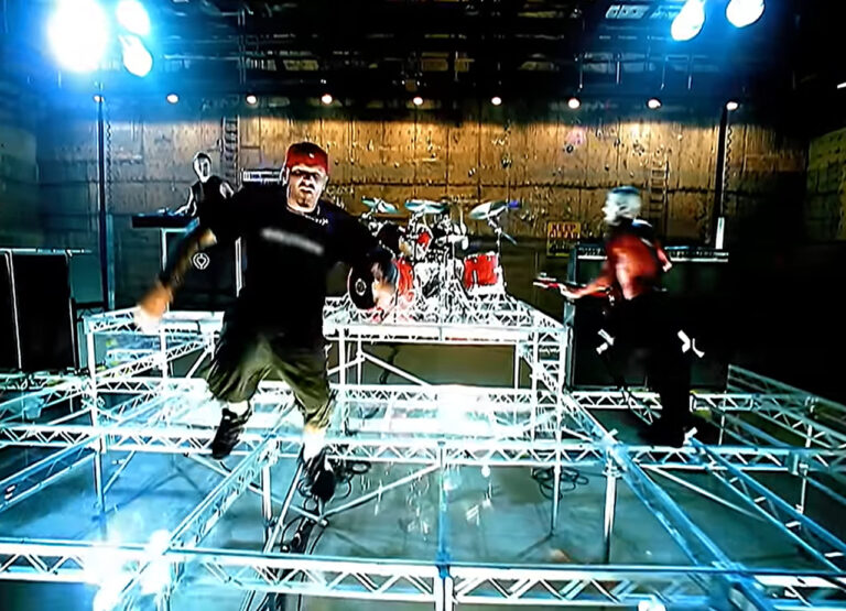 Limp Bizkit: Reinando en la Era del Nu Metal - Historia y Discografía